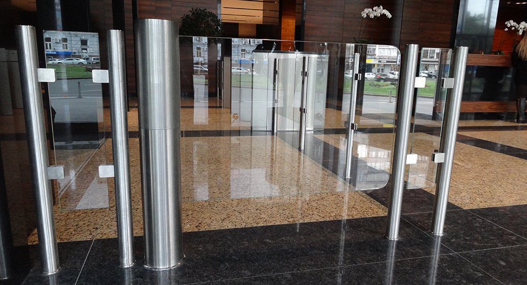 EA Glass Swing Gate | EA Group